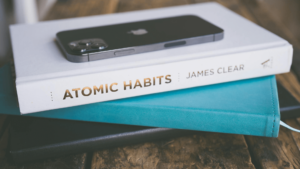 The Habit Loop Explained: Cue, Routine, Reward Made Simple — DailyHabitLab